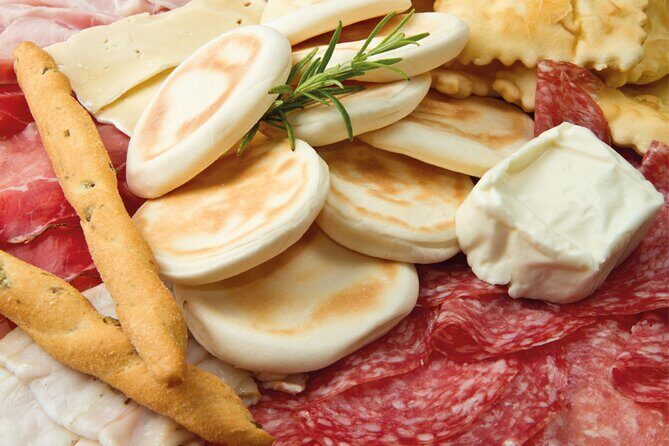 Modena Walking Tour with Audio and Written Guide by a Local - Practical Details & Tips