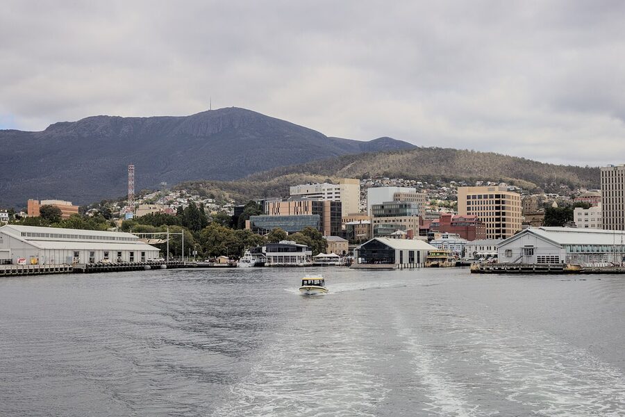 View from the MONA ferry leaving Hobart dock with kunanyi
