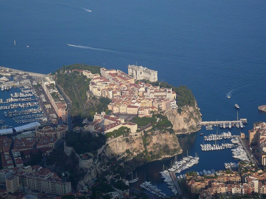 Monaco-Ville Rocher seen from Tete de Chien