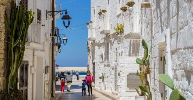 Monopoli: Walking Street Food Tour - Who Will Enjoy This Tour?