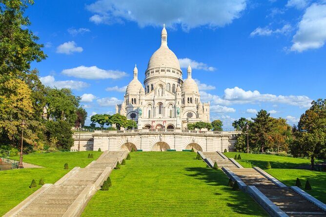 Montmartre Paris Walking Tour with Audioguide on Your Smartphone - A Detailed Breakdown of the Itinerary