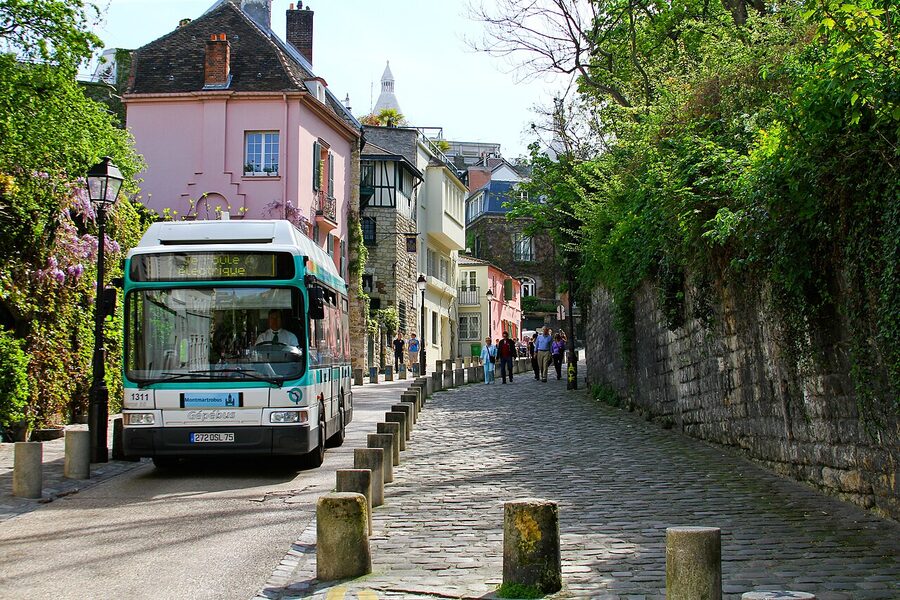 Rue de l'Abreuvoir cobbled street Montmartre Paris