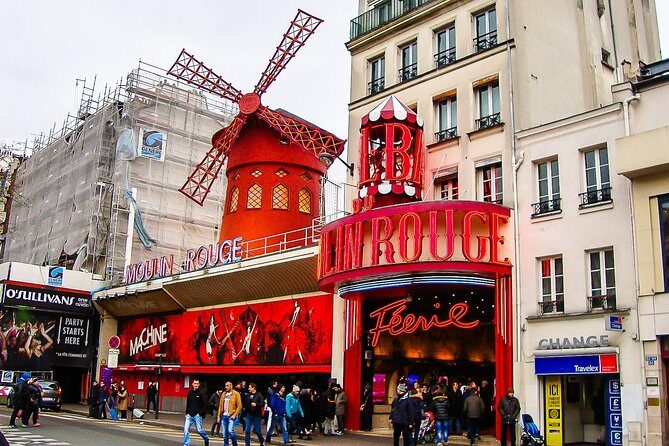 Montmartre Walking Tour with a Private Local Guide - Authentic Reviews & Insights