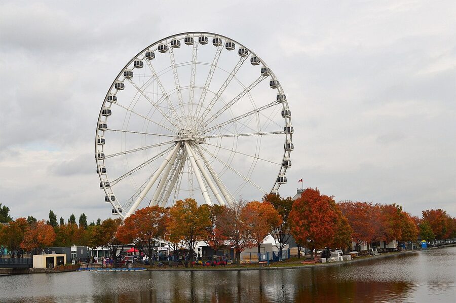 La Grande Roue Ferris wheel at Montreal Old Port in autumn colours