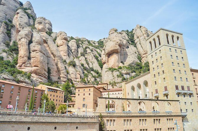 Montserrat 7-hour Private Tour from Barcelona with Lunch - A Deep Dive into the Itinerary