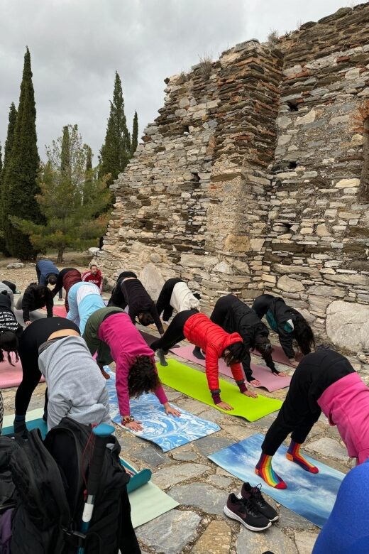 Morning Yoga & Hike in Santorini, Stillness & Local Vibes - Detailed Breakdown of the Itinerary