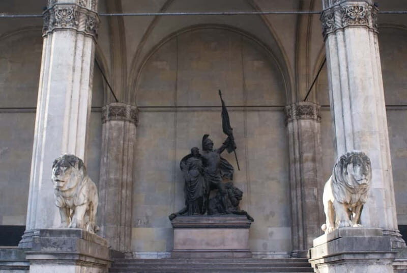 Munich and Nazi History Combination Day Tour Small Group - The Guides: Knowledge, Empathy, and Engagement