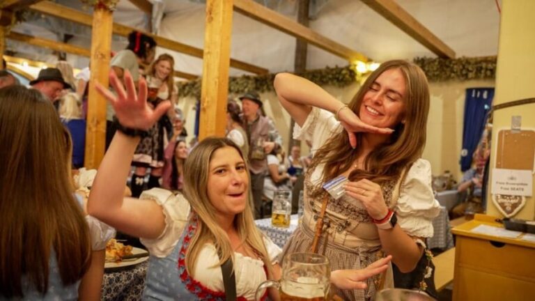 Munich: Oktoberfest Tent with a Local and After Party - Detailed Breakdown of the Experience