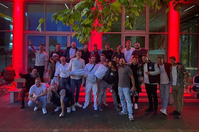 Munich PubCrawl: 4 Venues, Welcome Shots + Club Entry - The Experience in Practice