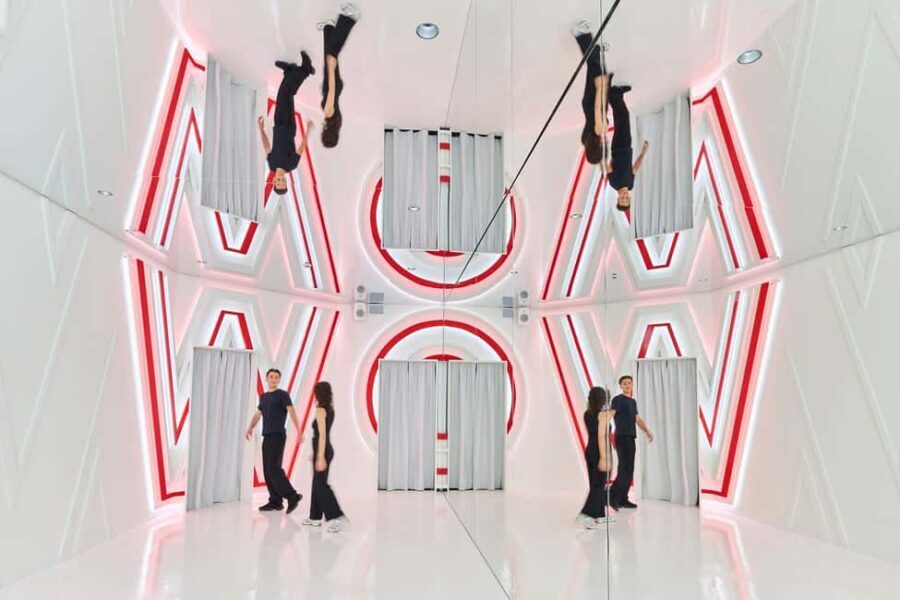 Munich: WOW Museum - Room for Illusions Ticket - Location and Accessibility