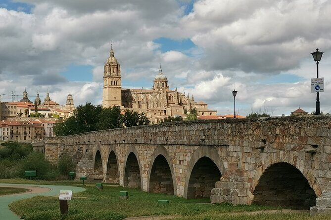 Must see Salamanca Walking Tour (could be billingual) - What’s Included and What’s Not