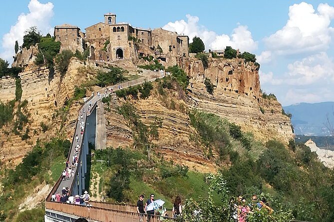 Mystic Orvieto and the dying City " Civita di Bagnoregio": Teverina tour - Exploring Orvieto’s Architectural Wonders
