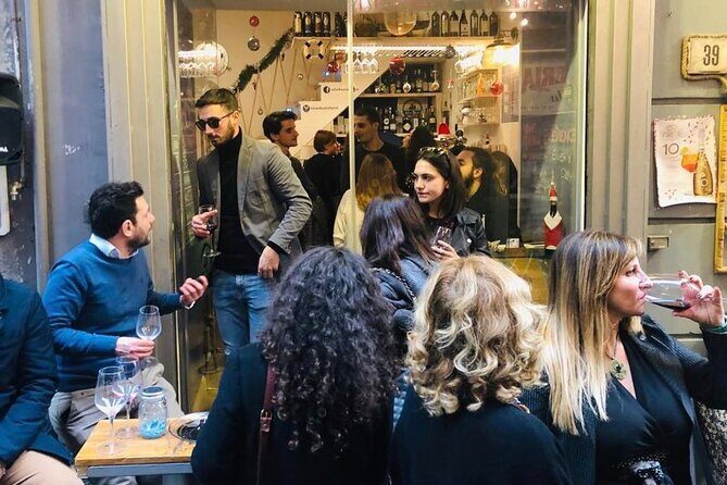 Napoli Pub Crawl in the Old Town - The Essence of the Tour: A Deep Dive into the Itinerary