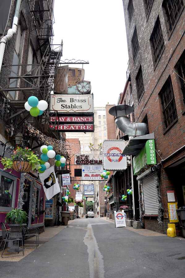 Printer's Alley in Nashville