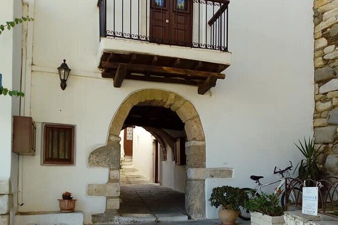 Naxos Sunset City Walk - The Visual and Experiential Appeal