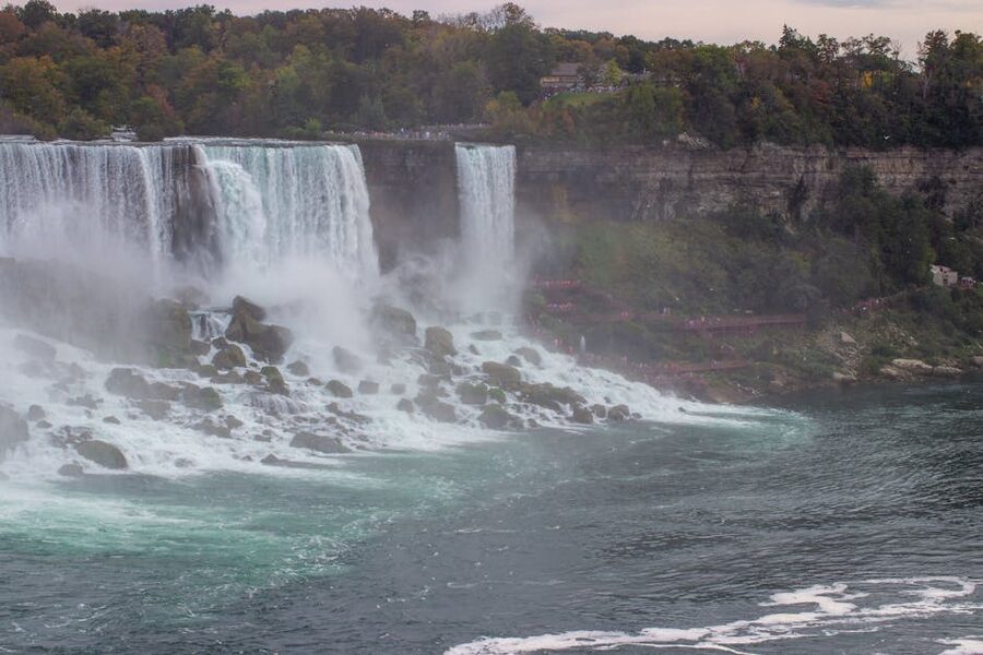 Niagara Falls tour boat during autumn season