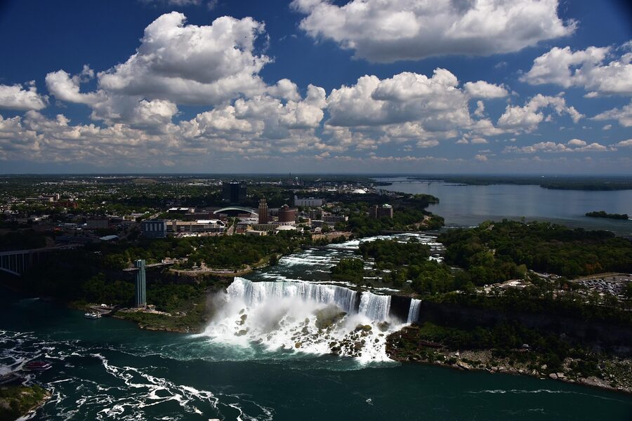 Niagara Falls with autumn clouds and scenery