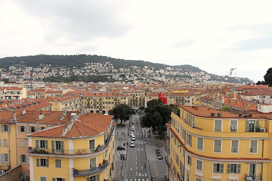 Place Garibaldi Nice square ochre buildings