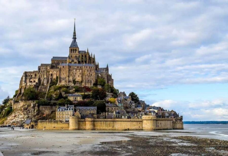 Normandy: Explore The Historical sites of D-Day - Who Will Love This Tour?