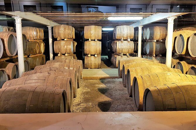 North Highland Deluxe Whisky Tour with Castle Option - The Castle and Gardens Experience