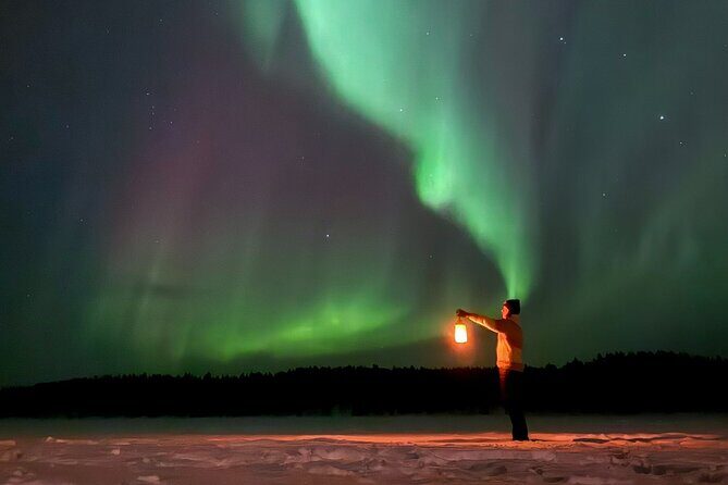 Northern Lights Adventure in the Wild with Campfire Treats - Off to a Private, Remote Lake