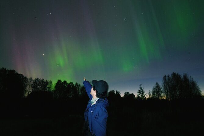 Northern lights hunting photo tour with bbq; small groups - Practical Tips for a Successful Night