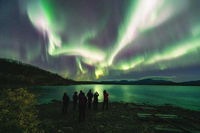 Northern Lights Photo Expedition Dinner Included from Abisko - The Value of the Experience