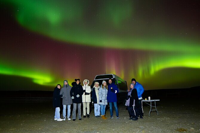Northern Lights Tour: Cozy Night Adventure with Hot Chocolate - Who Should Book This Tour?