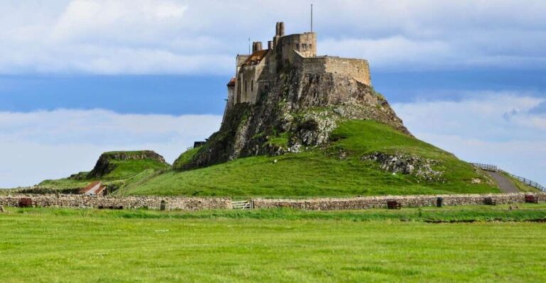 Northumberland: Full-Day Tour of Vera Filming Locations - Itinerary Breakdown: What You’ll See and Do