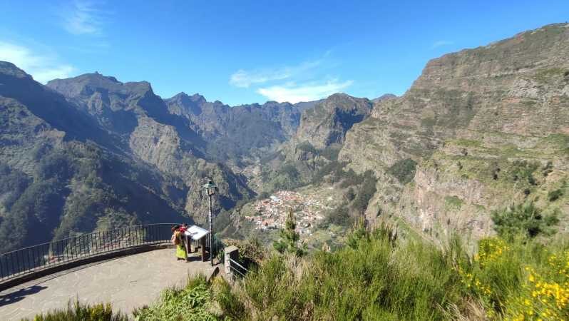 Nun's Valley & Pico dos Barcelos Madeira Island Tour - Transportation and Duration
