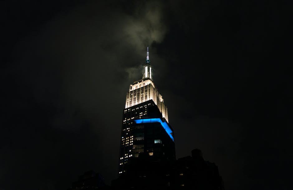 Empire State Building night close