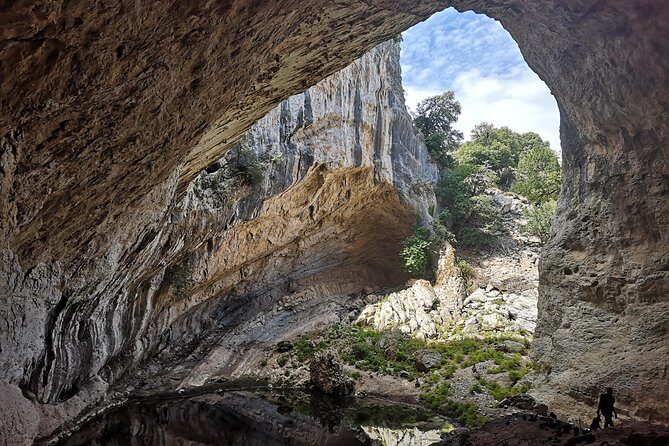 Off-road tour in the Supramonte and visit to Pischina Gurthàddala - What to Expect During the Tour