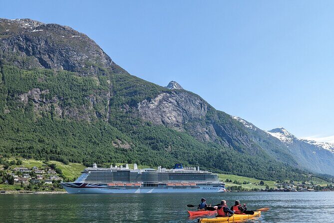 Olden: Easy Kayaking for Beginners on the Fjord - What to Expect on the Tour