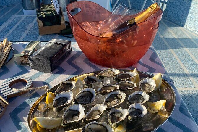 Olhão: Private Boat Tour, at Sunset with Oysters/Tapas and Drinks - Guides and Expertise: Knowledge that Enhances the Experience