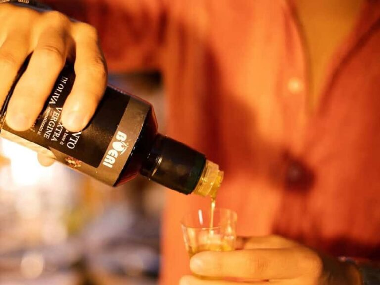 Olive Mill Visit & Guided Tasting in Taggia - What to Expect During the Tour