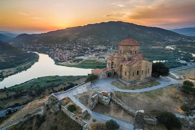 One Day Tour to Tbilisi and Mtskheta - Transportation & Overall Experience