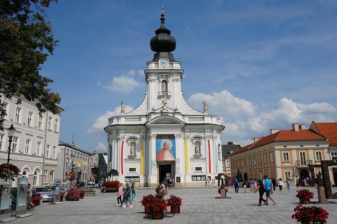 One-Day Wadowice & Czestochowa Tour from Krakow - Who Will Appreciate This Tour?