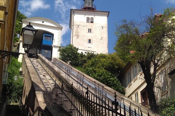 One way Private Transfer from Zagreb Airport to Zagreb - Meeting Point and Logistics