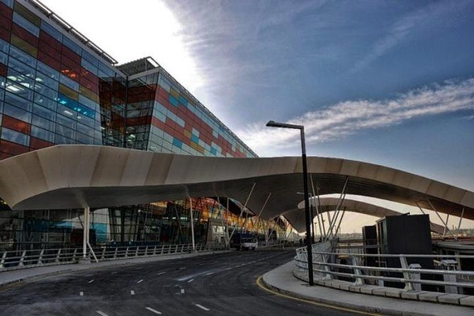 One way Yerevan airport transfer - What to Expect at the Airport and Hotel Pickups