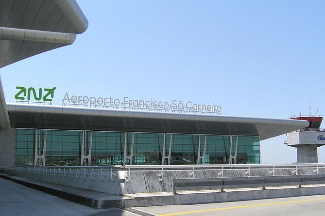 Oporto Airport Private Arrival Transfer - The Booking Experience and Pricing