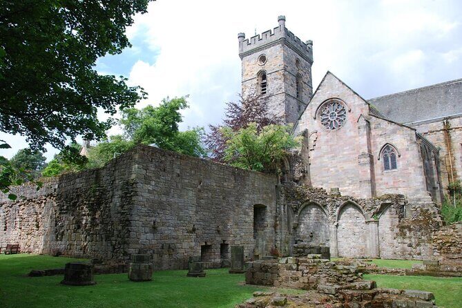 Outlander and Castles Film Locations Day Tour from Edinburgh - The Practicalities: What’s Included and What’s Not