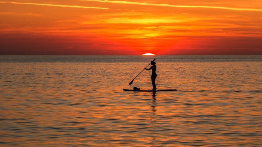 Paddle Board Rental: Glide on the Water with Ease - The Practical Details