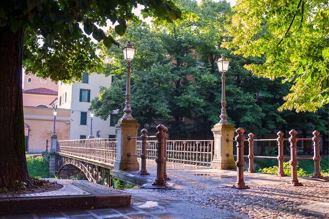 Padua Scavenger Hunt and Highlights Self Guided Audio Tour - Diving Into the Details: What to Expect from the Tour