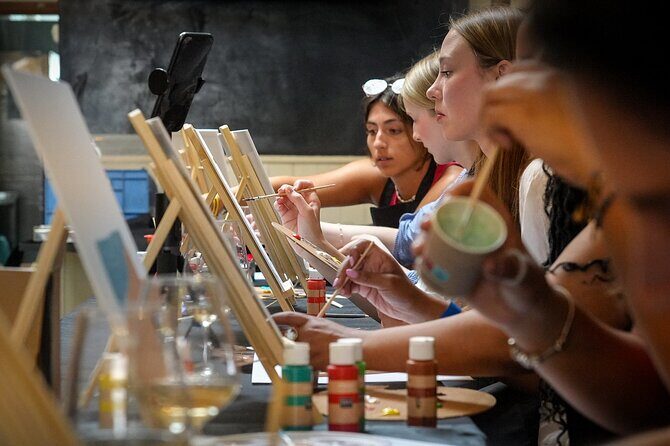 Paint and Sip Session in Rome - The Value of This Experience