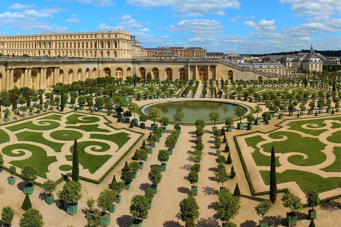 Palace of Versailles Entry ticket with Musical Gardens & Estate - The Practical Aspects