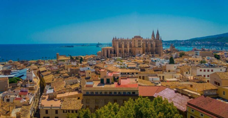 Palma de Mallorca: Self-Guided Audio Tour - Who Should Consider This Tour?