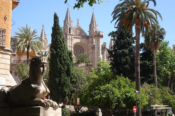 Palma's Alternative History: A Self-Guided Audio Walk - Deep Dive into the Major Landmarks