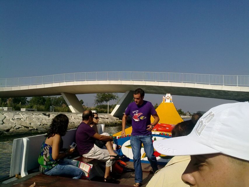 Panoramic Boat City Tour in Aveiro - The Guides: Knowledge and Multilingual Service