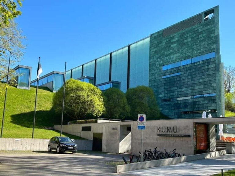 Panoramic Tour over Tallinn by vehicle - Final Thoughts: Who Is This Tour For?