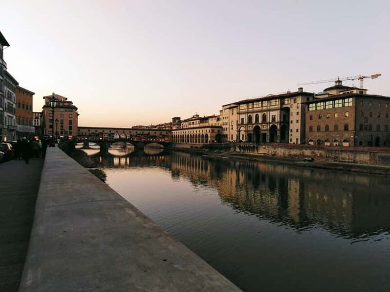 Panoramic walking tour in Florence with Vincenzo - A Closer Look at the Experience